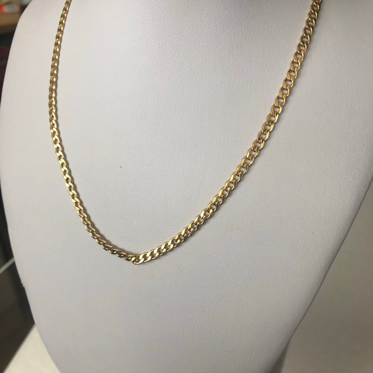 Curb chain – Icegold by Vee